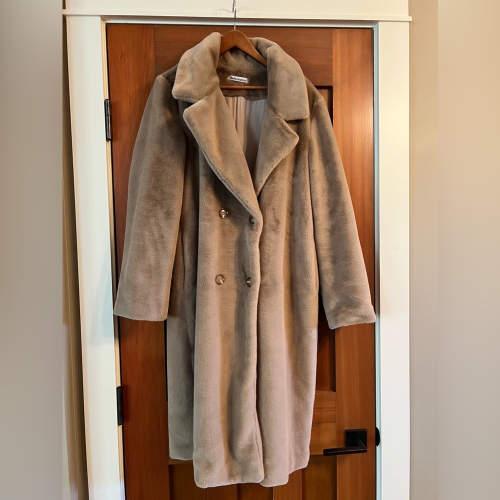 Reformation Teddy Bear Coat Large - Gem